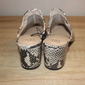 Time and Tru | Shoes | Bundle Of 2 Pair Womens Heel Clogs Time And Tru ...
